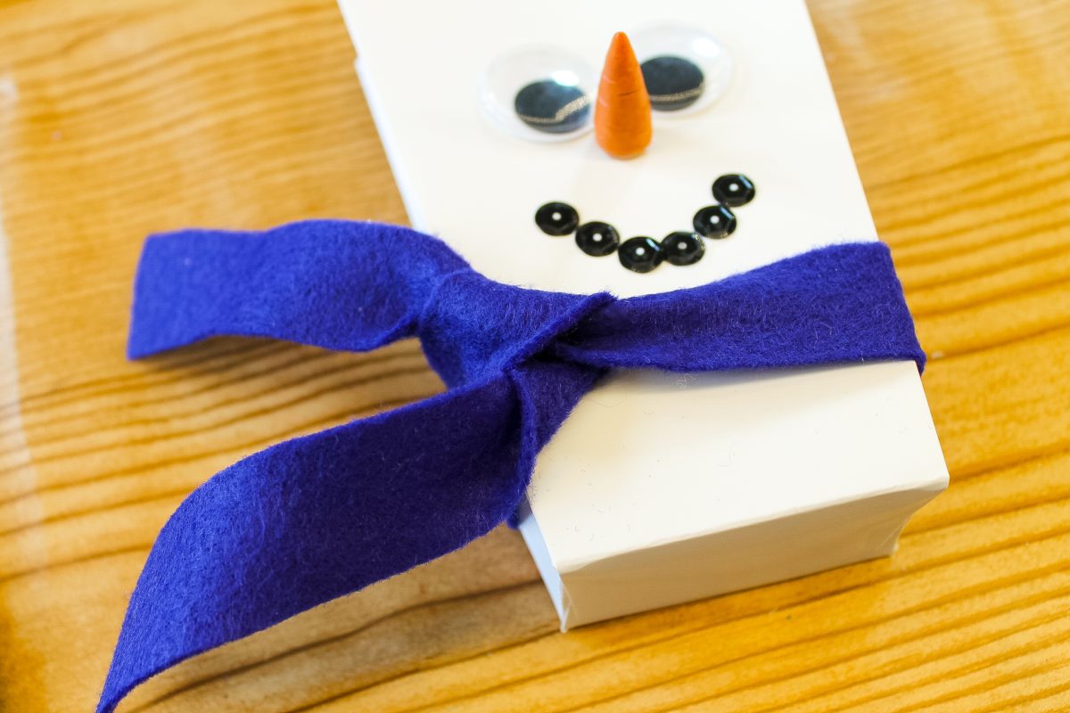 Preschool Snowman Craft From Popcorn Boxes - Angie Holden The Country ...