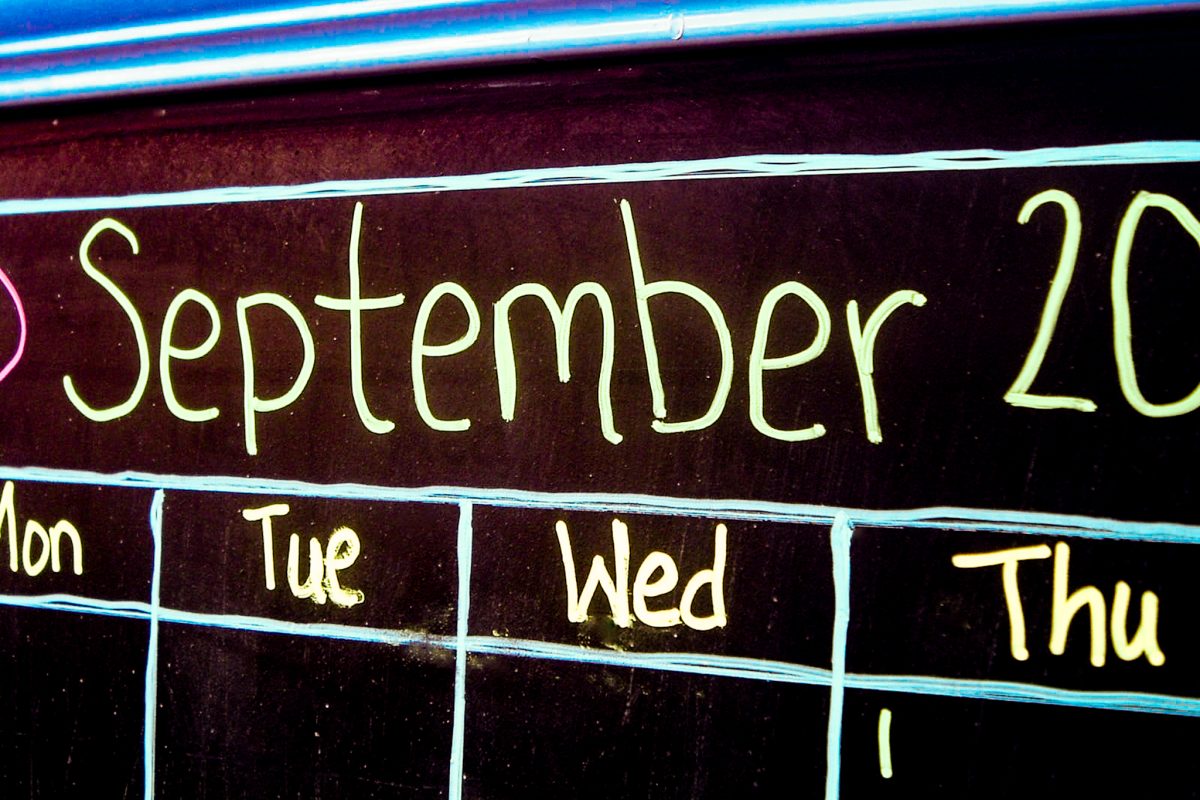 DIY Magnetic Chalkboard Calendar | The Country Chic Cottage