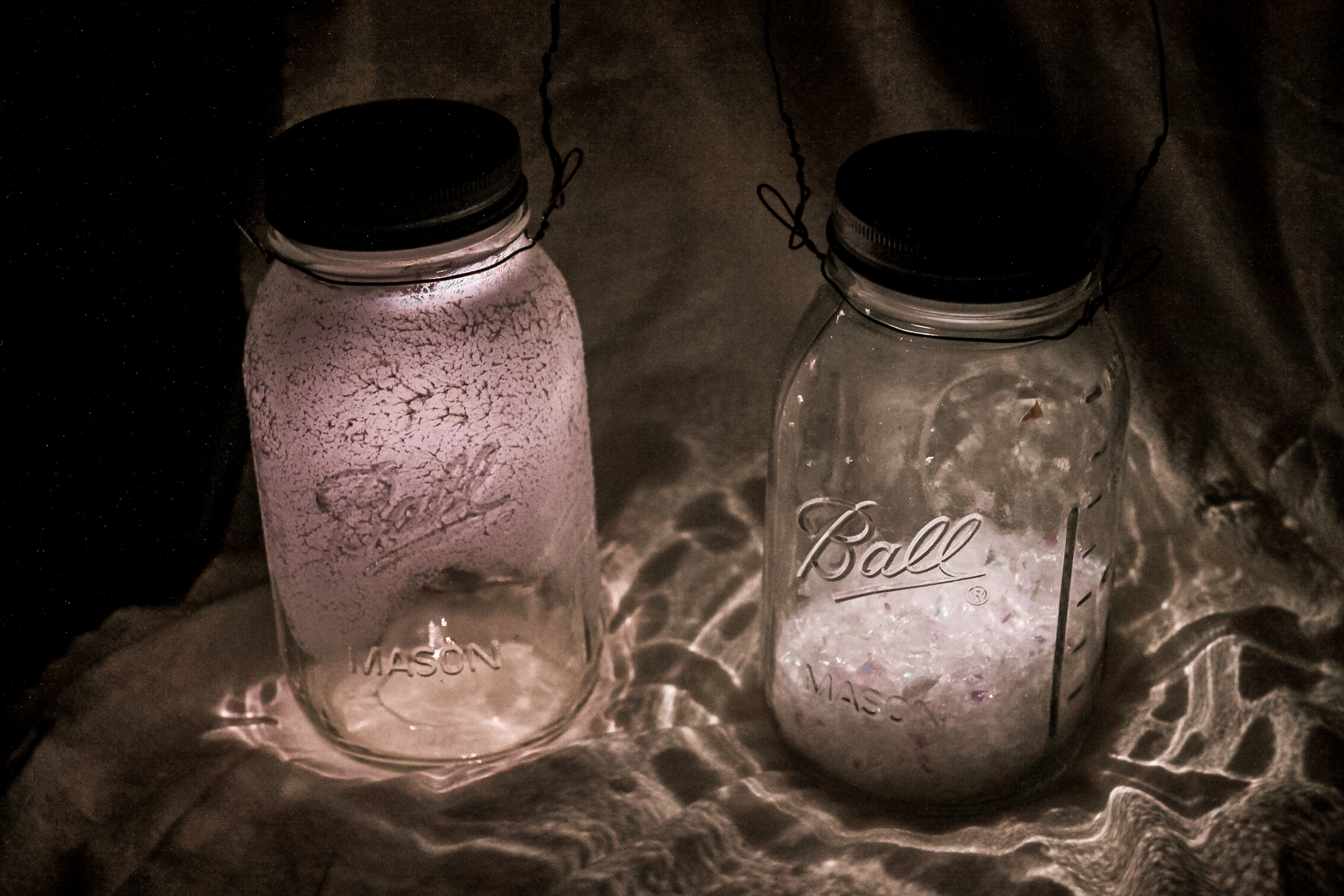 DIY Solar Mason Jar Lights - Angie Holden The Country Chic Cottage